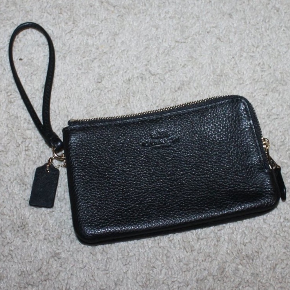 Coach Pebble Leather Double Opening Wristlet - Gem